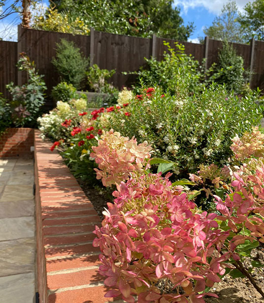 Garden Maintenance & Landscaping | Lawn Care | Hedge cutting | Surrey ...
